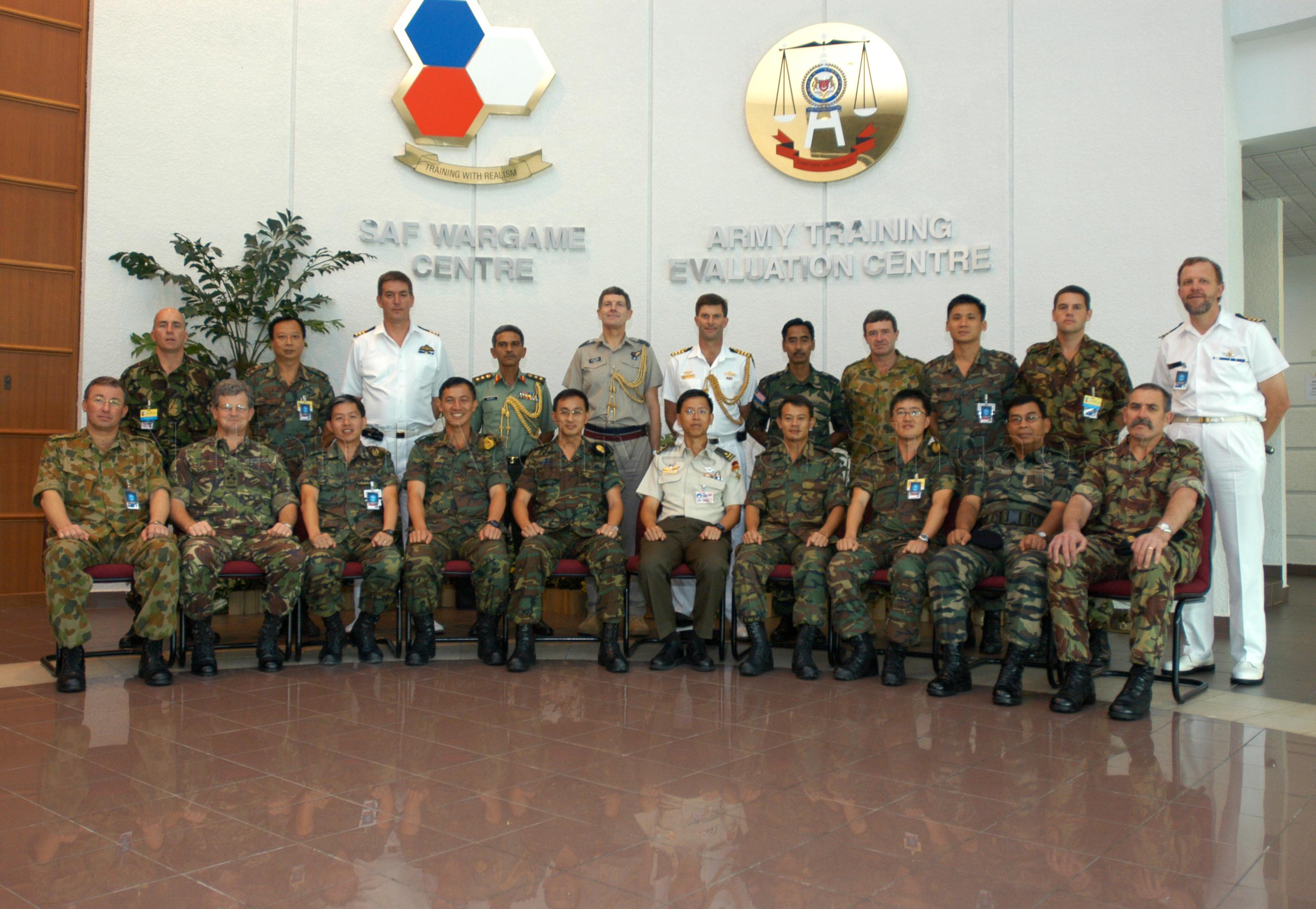 FPDA COUNTRIES TAKE PART IN EXERCISE SUMAN WARRIOR 04