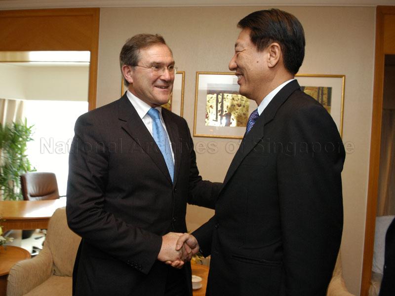 SIXTH SHANGRI-LA DIALOGUE - CALLS ON DEFENCE MINISTER