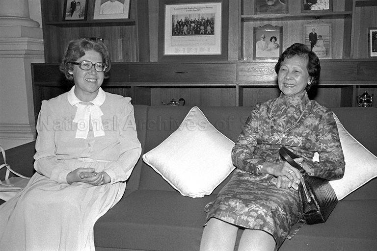First Lady Mrs Wee Kim Wee in conversation with wife of The