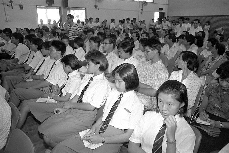 Boon Teck resident posing questions to Minister for Trade