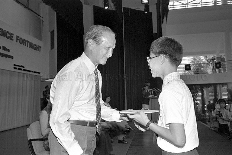President Wee Kim Wee presenting awards at opening of 10th