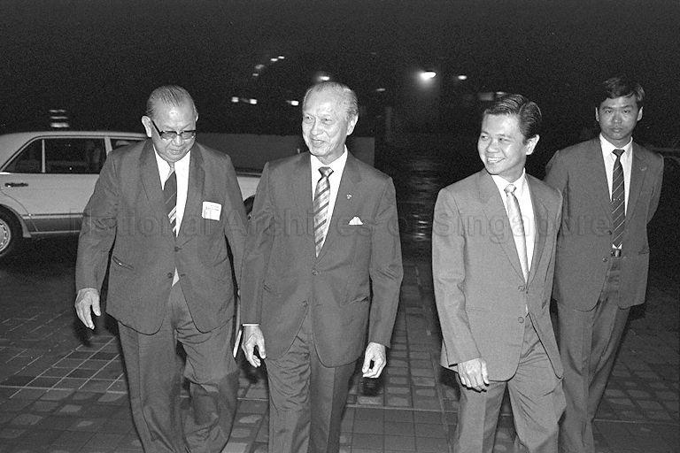 President Wee Kim Wee arriving for launch of "Care and Share