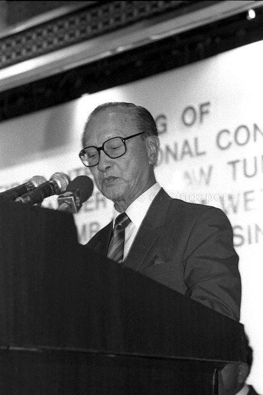 President Wee Kim Wee speaking during opening of First