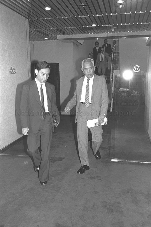 Delegation accompanying Burmese Prime Minister U Maung Maung
