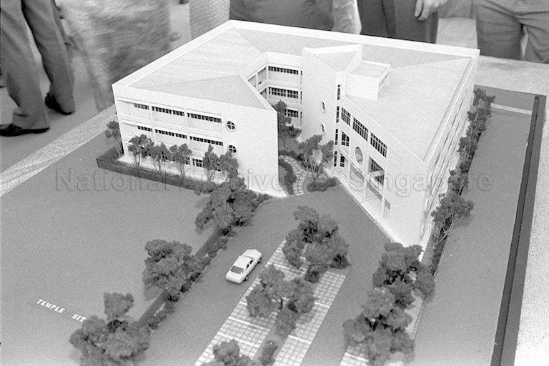 Scale model of the new Jurong Polyclinic at Jurong East