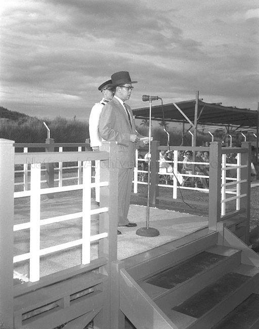 Chief Minister Lim Yew Hock speaking during Singapore