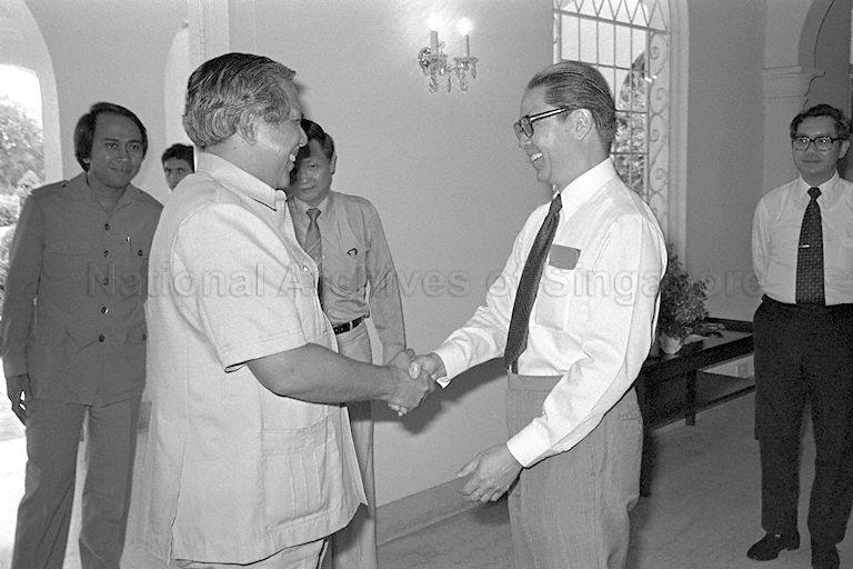 Minister for Trade and Industry Dr Tony Tan Keng Yam (right