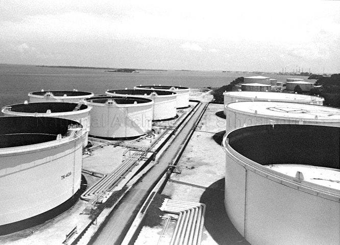 Capacity of 484,000 cubic metres for storing petroleum