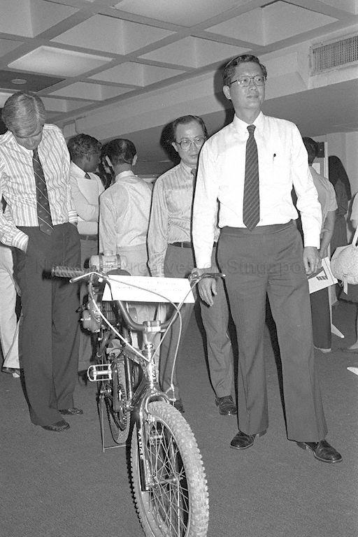 Minister of State for Education Dr Tay Eng Soon (foreground