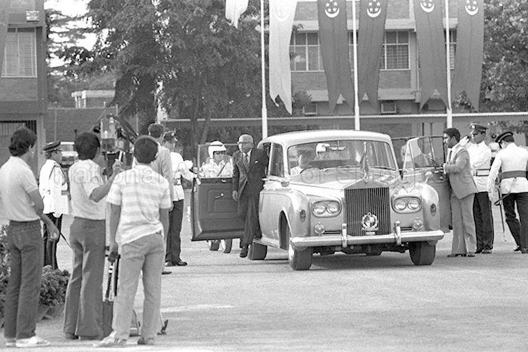 President Devan Nair arriving at the Singapore Armed Forces