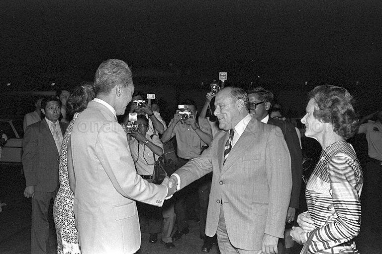 Prime Minister of New Zealand Robert Muldoon and Mrs Thea