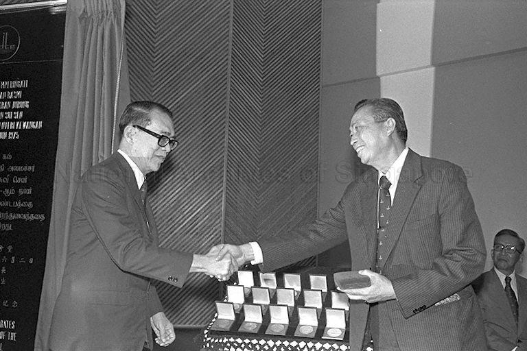 Minister for Finance Hon Sui Sen presenting Jurong Town