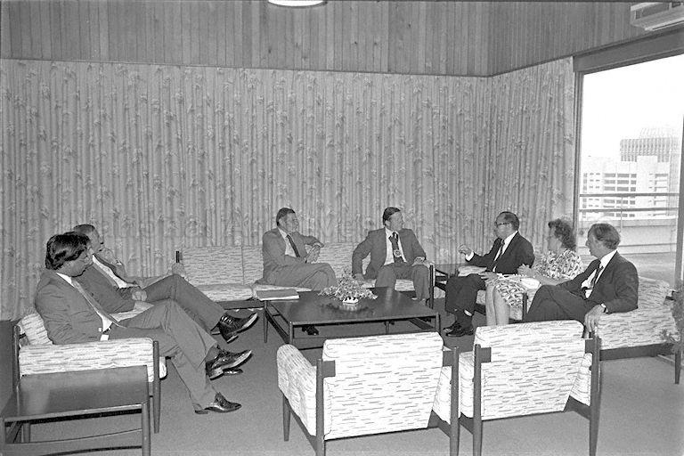 Minister for National Development Teh Cheang Wan (third from