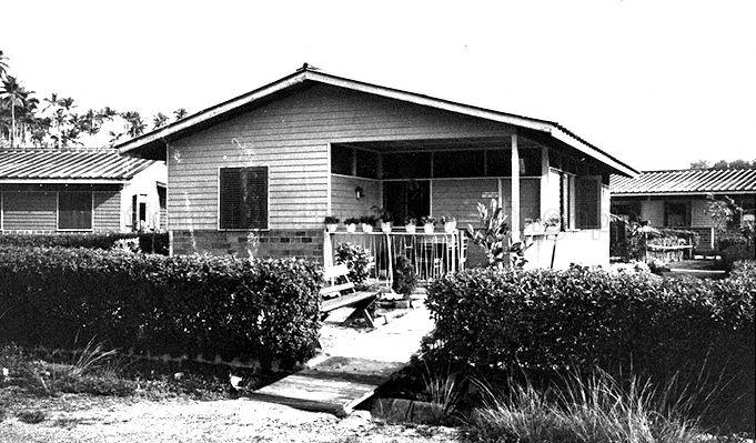 SINGLE-STOREY TIMBER HOUSE COMPLETED IN 1960 AT JALAN EUNOS