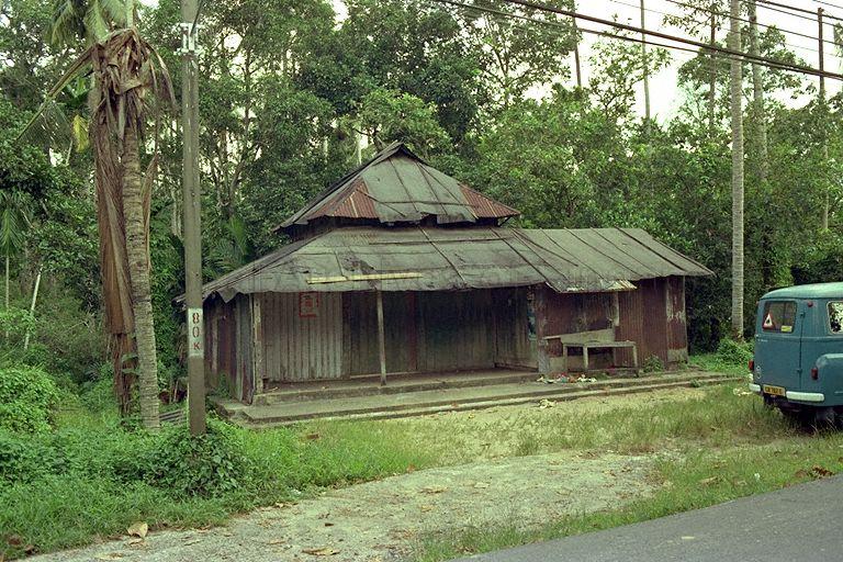 KAMPONG LOYANG - VILLAGE SCENE