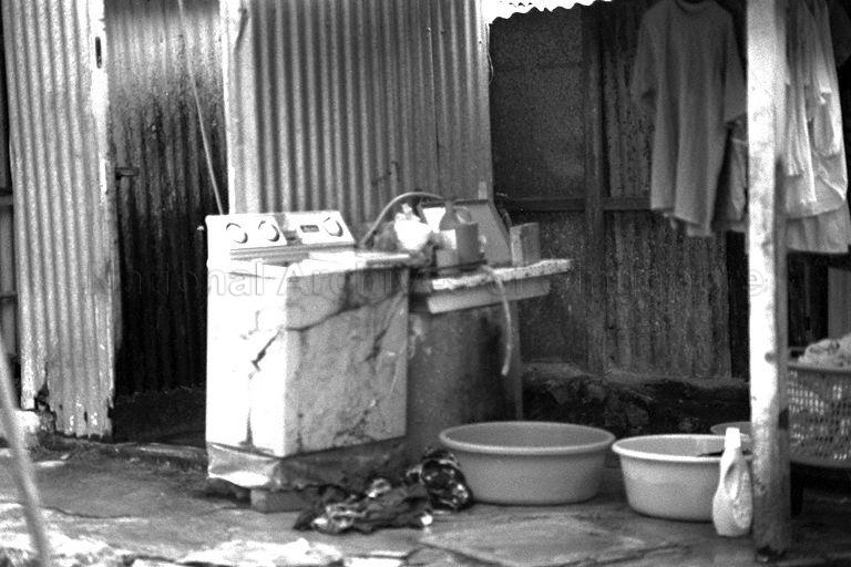 YAN KIT VILLAGE - KAMPONG HOUSES - WASH AREA