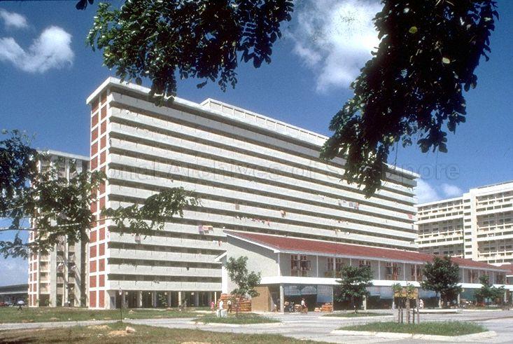 HOUSING DEVELOPMENT BOARD FLATS AT JALAN EUNOS NEIGHBOURHOOD