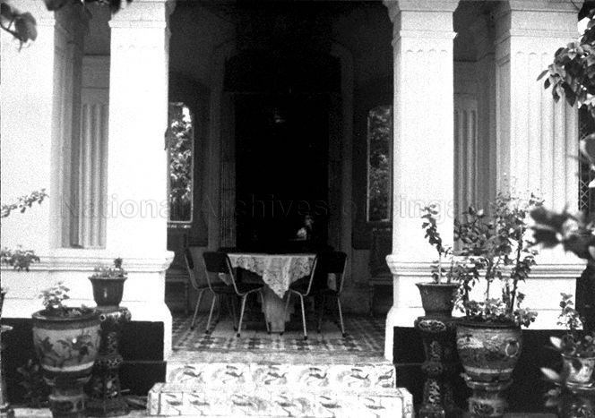 ENTRANCE TO HOUSE OF A "BABA"