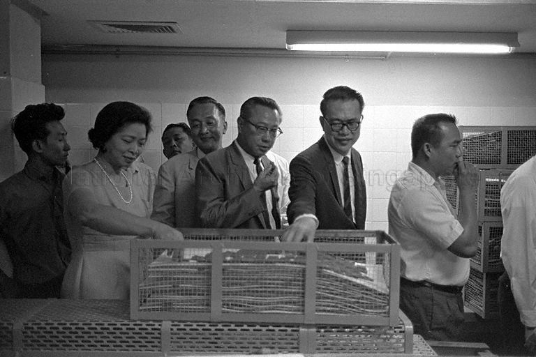 Minister for Finance Lim Kim San (third from right) and