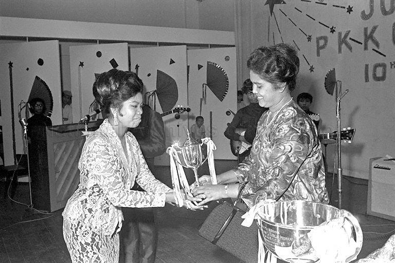 Wife of Minister of State for Education Mrs Rahim Ishak