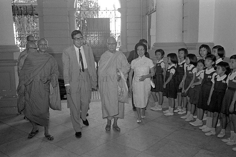 Minister of State for Defence Wee Toon Boon (second from