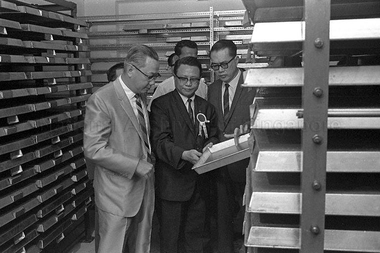 MINISTER FOR FINANCE LIM KIM SAN AND ECONOMIC DEVELOPMENT