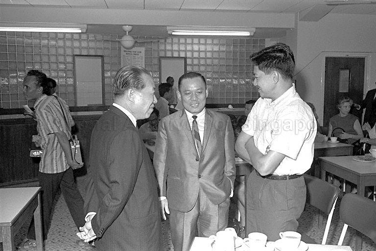 Singapore Turf Club Chairman Tan Sri Runme Shaw (left) and