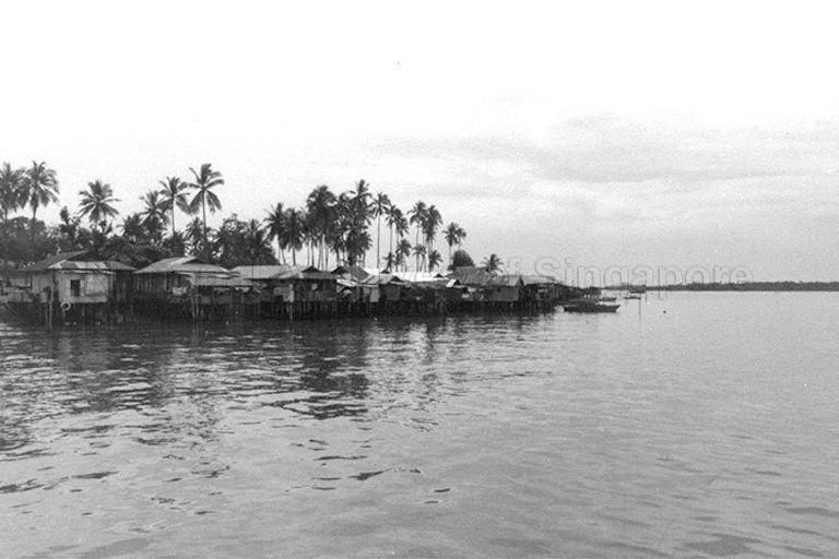 MALAY KAMPONG AT PULAU SAKENG