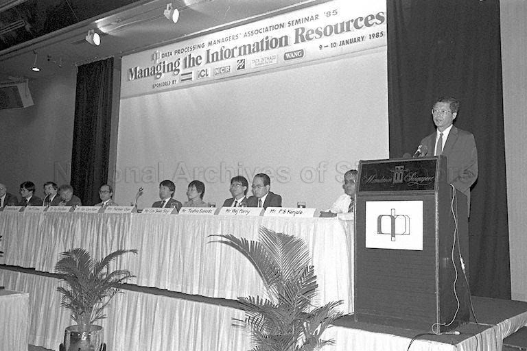 Minister of State for Education Dr Tay Eng Soon giving a