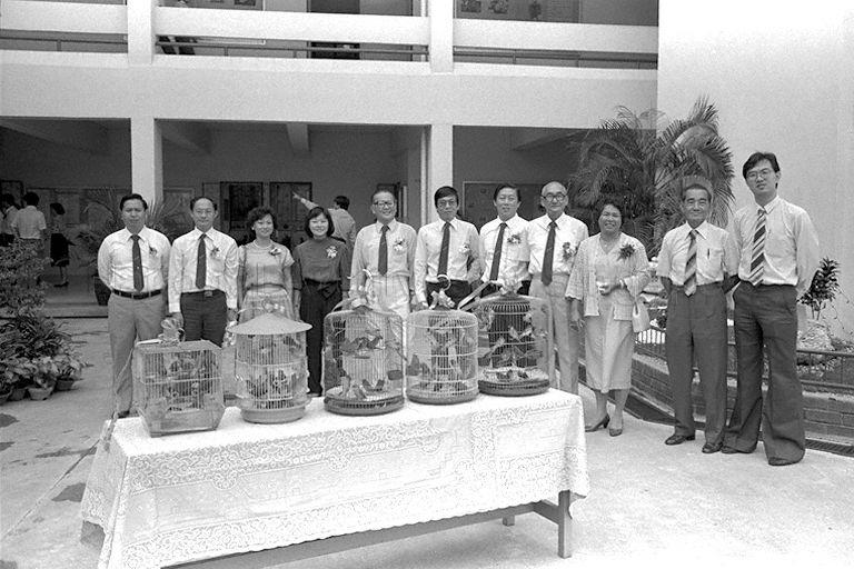 Principal of Townsville Primary School Mrs Daisy Tay (third