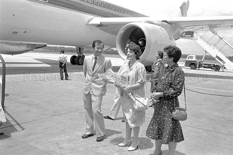 (Front) Minister of State, Prime Minister's Office, Dr Wan