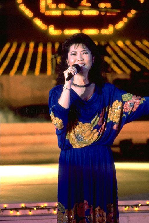 POPULAR SINGER PAN XIU QIONG PERFORMING A SONG DURING MAY