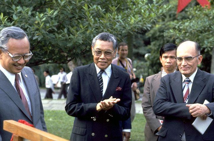 FOREIGN MINISTERS OF INDONESIA, PROFESSOR DR. MOCHTAR