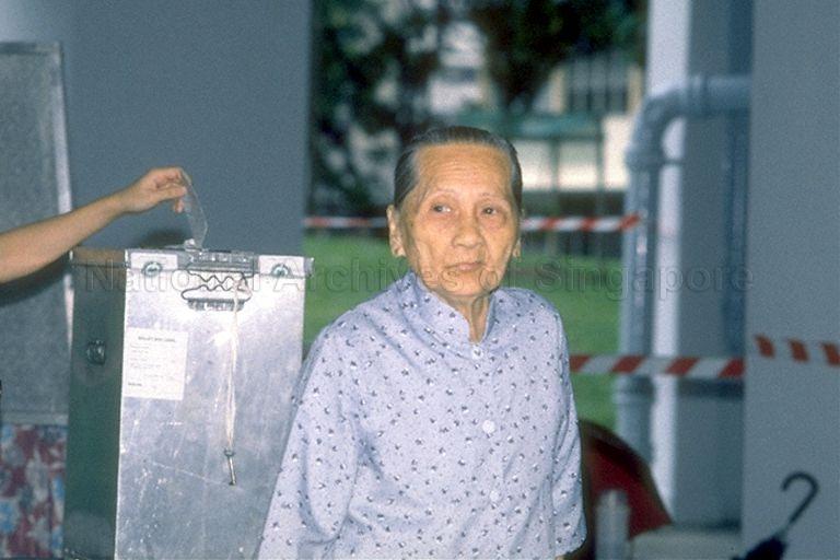 1998 General Election - Elderly lady at polling station