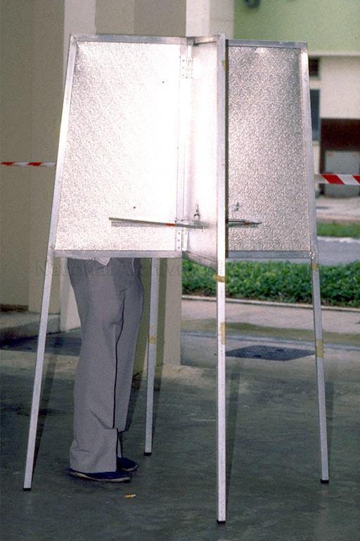 1988 General Election - Polling booth at polling station