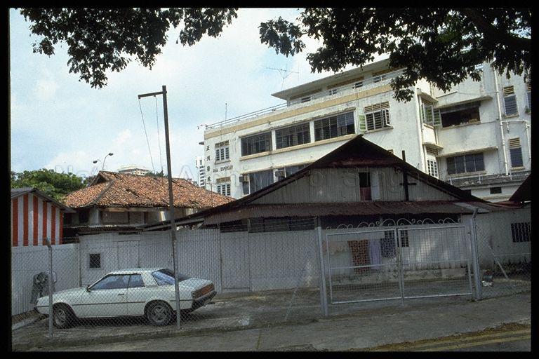 YAN KIT ROAD - HINDU TEMPLE
