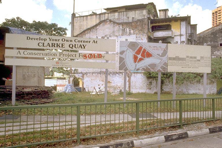 URBAN REDEVELOPMENT AUTHORITY (URA) SIGNBOARD AT CLARKE QUAY