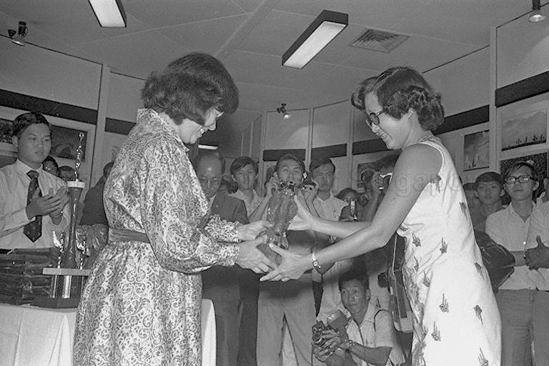 Mrs Goh Keng Swee, wife of Deputy Prime Minister and