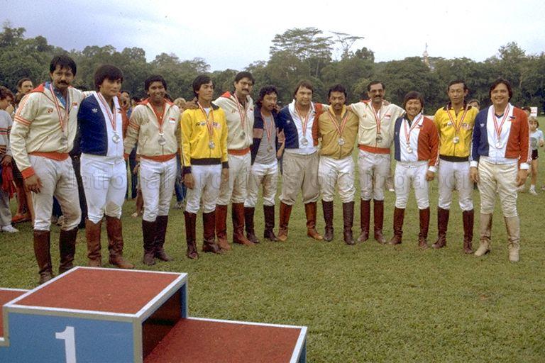 Southeast Asian (SEA) Games - Winning teams for polo posing