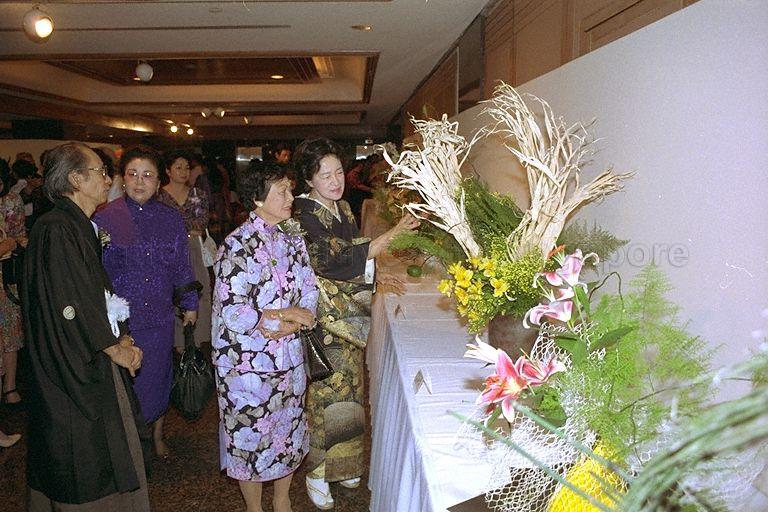 MRS WEE KIM WEE, WIFE OF PRESIDENT WEE ATTENDING SINGAPORE
