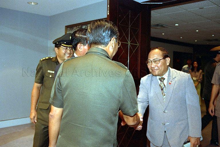 Chief of Defence Force, Major-General Ng Jui Ping receiving