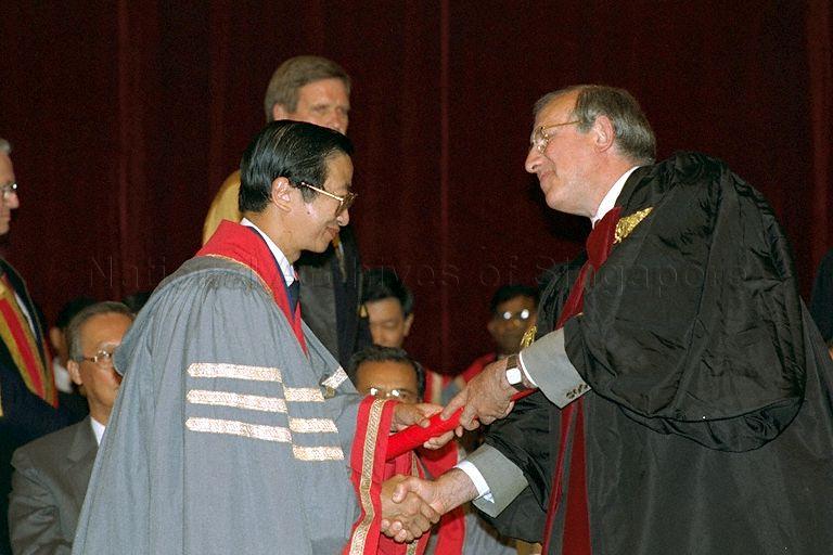 Dr Tan Ser Kiat, Master of Academy of Medicine, Singapore,