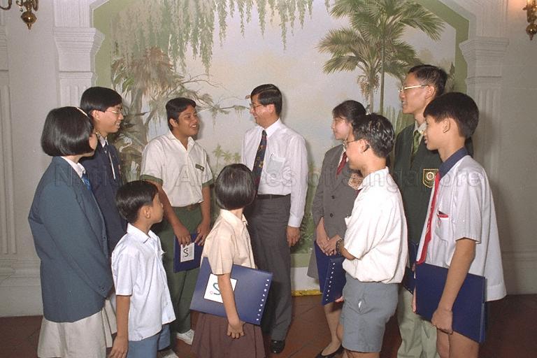 Minister without Portfolio and guest of honour Lim Boon Heng