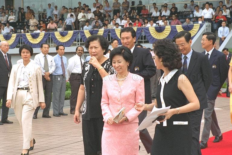 DR YEO NING HONG AND MRS YEO ACCOMPANYING MRS ONG, WIFE OF