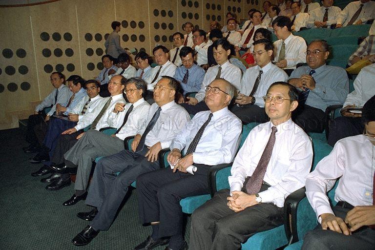 Minister for Finance Dr Richard Hu Tsu Tau (front row, third