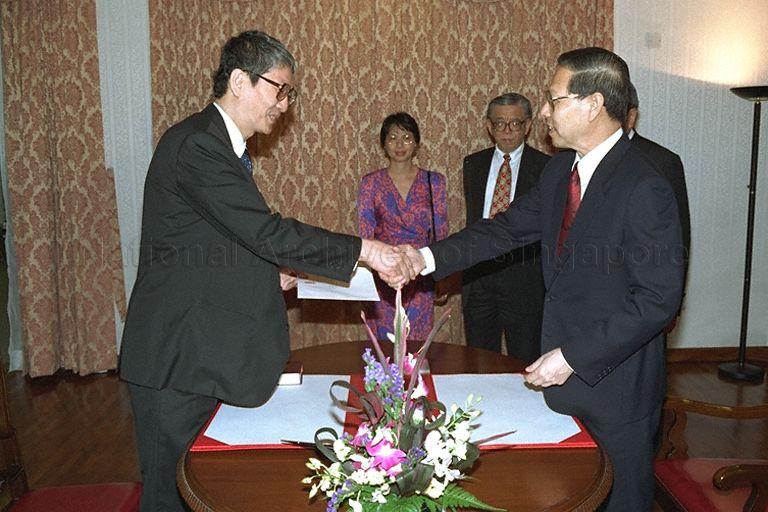 PROFESSOR TAN LEE MENG RECEIVES INSTRUMENT OF APPOINTMENT AS