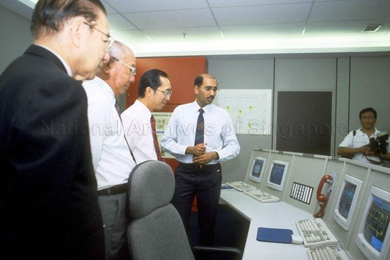 MR GOH CHEE WEE OFFICIATES AT OPENING OF KEPPEL DISTRIPARK P