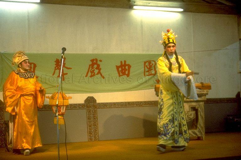 EUNOS CHINESE OPERA GROUP PERFORMING AT WOODLANDS HOME FOR T