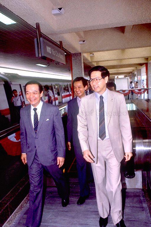From right, Second Deputy Prime Minister Ong Teng Cheong
