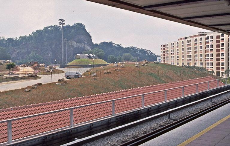 BUKIT GOMBAK MRT STATION
